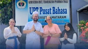 Bahasa Indonesia bagi Penutur Asing – Language Center